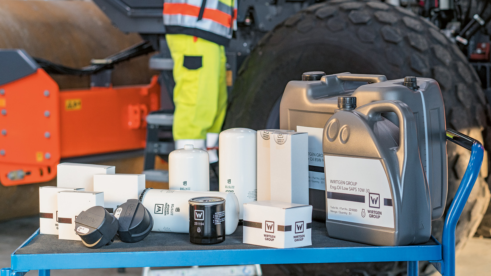 Maintenance parts: Filter sets, maintenance packages and lubricants for ...